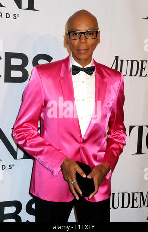 RuPaul in New York City on November 1994. Photo Credit: Henry McGee ...