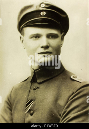 This image features a German aviator from World War I, illustrating the ...
