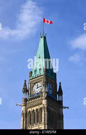 Peace tower of the Canadian Parliament Buildings with Centre Block ...