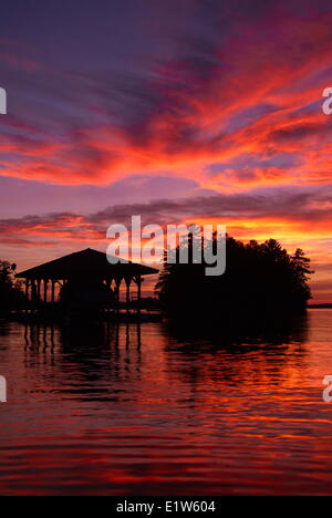 Sunset on Lake Muskoka with Treasure Island from Muskoka Beach Park ...