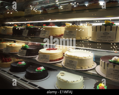 A Zaro's bakery store in Grand Central Terminal in New York on Thursday ...