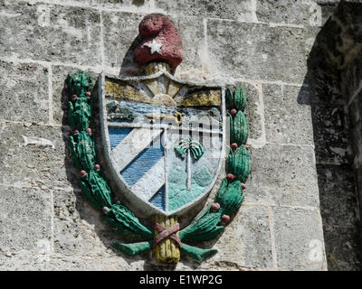 The Cuban coat of arms is the official heraldic symbol of Cuba Stock ...