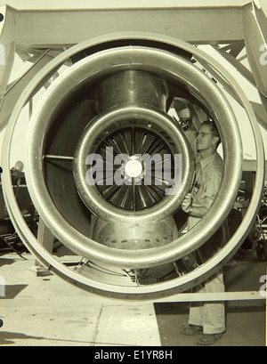 The 990 engine, developed by Convair/General Dynamics between 1955 and ...