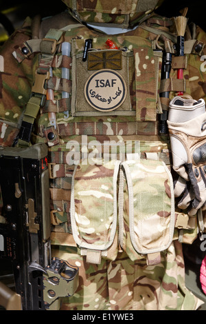 british army isaf afghanistan body armour and uniform Stock Photo - Alamy