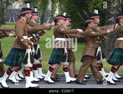 British military campaign medals for Afghanistan on left and Iraq ...