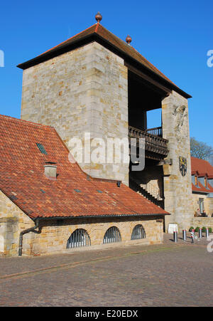 The German Wine Gate (german: Deutsches Weintor), marks the beginning ...
