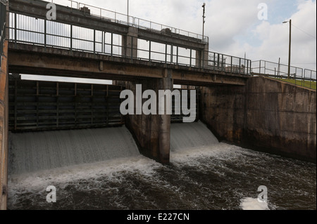 Inglis Main Spillway Dam Southwest Florida Water Management District ...