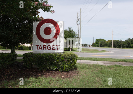 Super Target discount store / superstore / hypermarket in Virginia ...