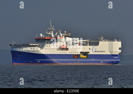 Research-/Survey-vessel Amazon Warrior Stock Photo - Alamy