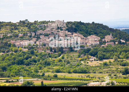 Landscape near the Village Bonnieux, Provence, France Stock Photo - Alamy