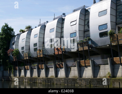Nicholas Grimshaw Houses Grand Union Walk Regents Canal Camden London ...
