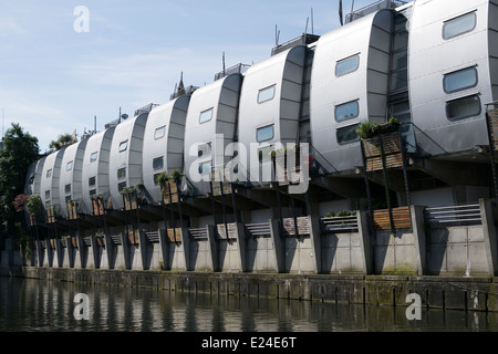 Nicholas Grimshaw Houses Grand Union Walk Regents Canal Camden London ...