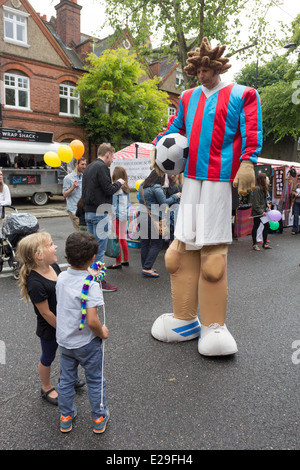 Street party in Highgate London to celebrate the Queens Platinum ...