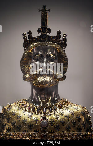 Aachen, Germany. 16th June, 2014. A Charlemagne figure in the Centre ...