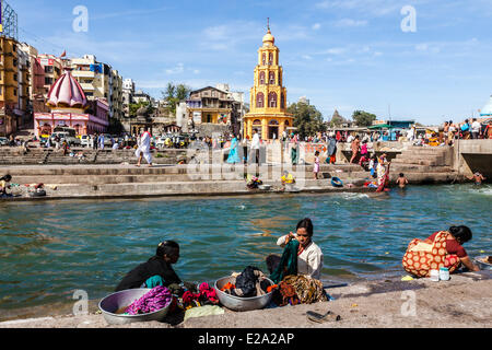 India, Maharashtra, Nashik, the ghats on Godavari river Stock Photo - Alamy