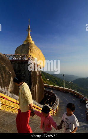 Myanmar, Kyaiktiyo, Golden Rock, Family Stock Photo - Alamy