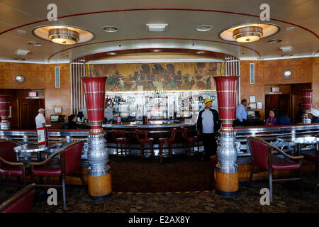 Queen Mary Observation Bar, art deco room with mural Jubilee Week by ...