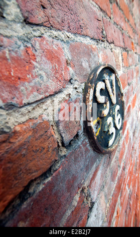 Wall plaque in Nottingham Stock Photo - Alamy