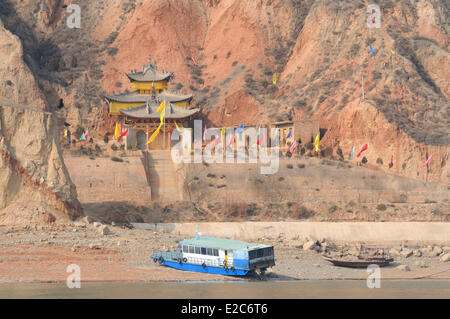 China, Gansu, surroundings of Linxia, The Yellow River and Liujiaxia ...