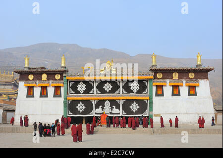 China, Qinghai, Amdo, Tongren, Monastery of Rongwo (Longwu Si ...