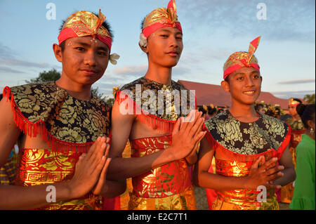 Indonesia, Sumbawa, Sumbawa Besar, festival with folk dances of the ...