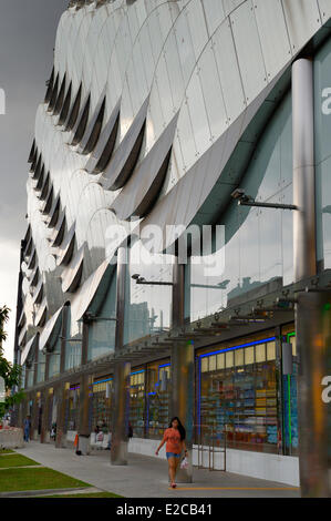 Mustafa centre in Little India, Singapore Stock Photo - Alamy