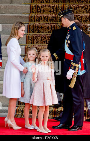 ing Felipe of Spain and Princess Leonor of Spain attend the National ...