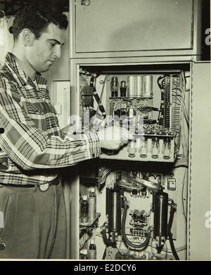 This image shows the Convair/General Dynamics manufacturing plant and ...