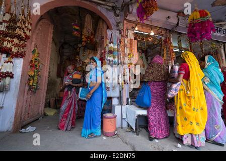 India, Rajasthan state, Jaipur, the Johari Bazar is the main market ...