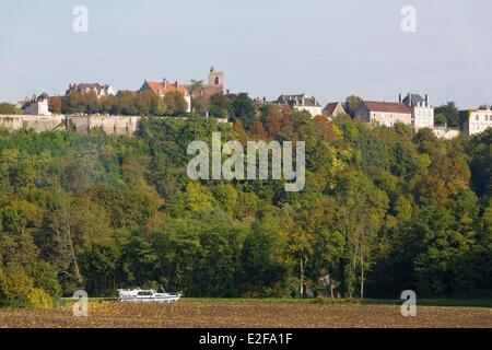 Mailly le Chateau, Yonne, Burgundy, France Stock Photo - Alamy
