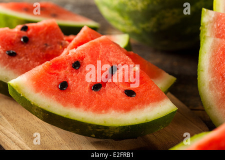 Ripe Healthy Organic Watermelon Ready to Eat Stock Photo - Alamy