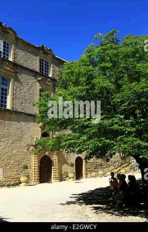 France, Vaucluse, Luberon, Ansouis, labelled Les Plus Beaux Villages de ...