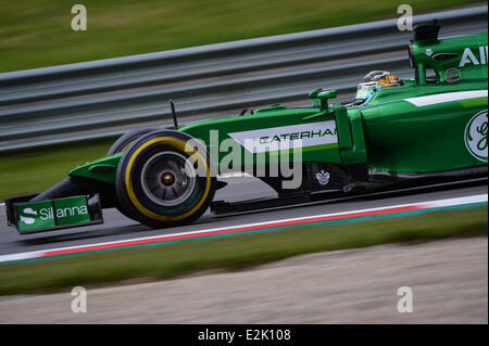 Japanese Formula One driver Kamui Kobayashi crashes out in the first ...