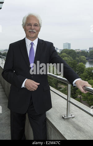 Thomas Roth is announced as the new anchorman for German ARD news ...