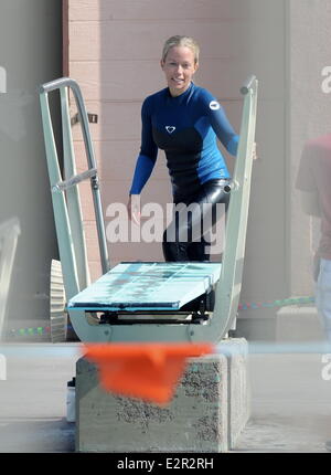 Celebrities practice their dives for the upcoming ABC show 'Splash ...