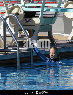Celebrities practice their dives for the upcoming ABC show 'Splash ...