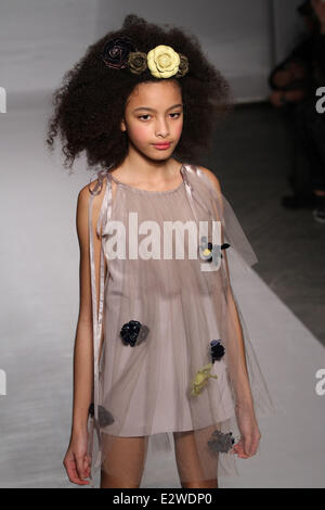 Bonnie Young Fall/Winter 2013 Fashion Show at Industria Superstudio ...