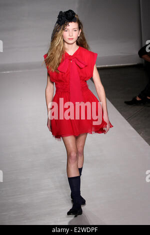 Bonnie Young Fall/Winter 2013 Fashion Show at Industria Superstudio ...
