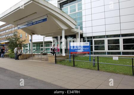 Main Entrance to the Royal Berkshire Hospital, Reading, Berkshire Stock ...