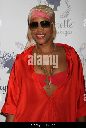 Rapper Eve performs at Bagatelle Beach inside Tropicana Las Vegas ...