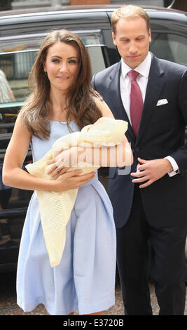 Kate Middleton and Prince William's look-alikes pose outside the ITV ...