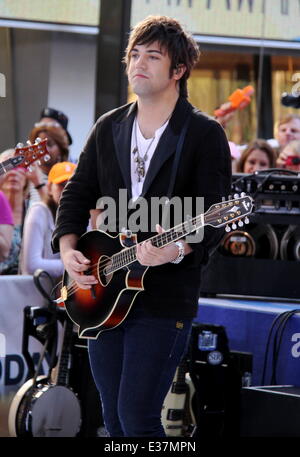 The Band Perry perform at NBC ''Today Show. Featuring: The Band Perry ...