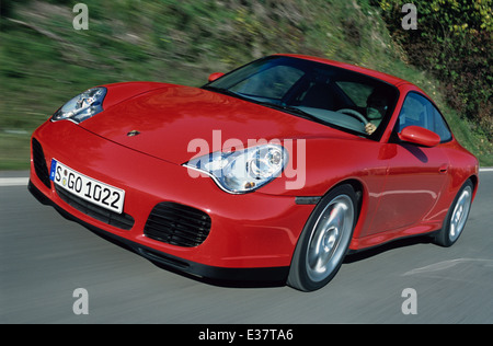 Porsche 911 Carrera 4S - 996 Model - 2001 in red - rear three quarter ...