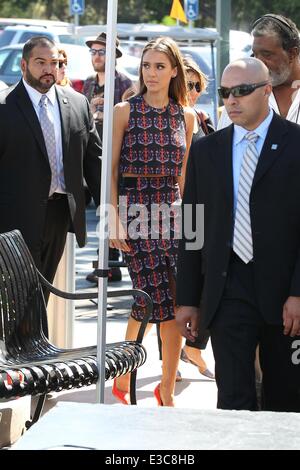 Jessica Alba at EXTRA at Universal City Walk Featuring: Jessica Alba ...