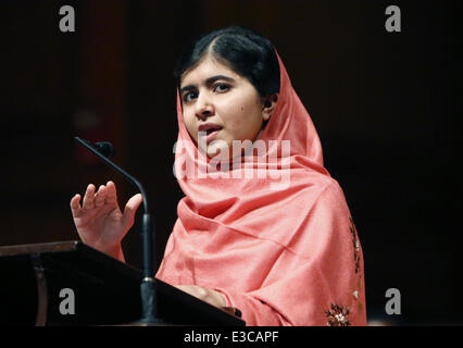 Malala Yousafzai, education activist from Pakistan who was shot by the ...