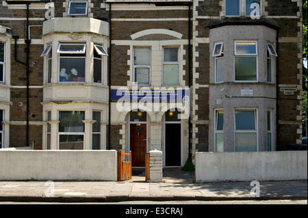 Al-Manar Mosque and Islamic Centre, Cardiff, Wales, UK Stock Photo - Alamy