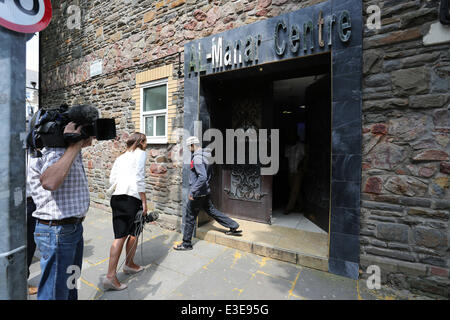 Al-Manar Mosque and Islamic Centre, Cardiff, Wales, UK Stock Photo - Alamy