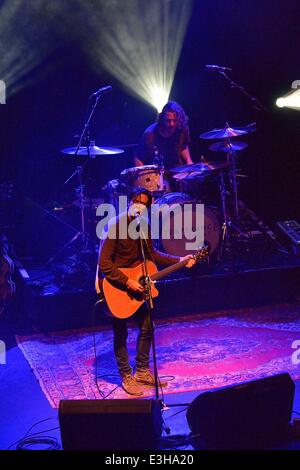Americain Band from Utah Joshua James supporting The Temperance ...