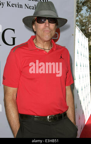 Celebrity Golf Tournament event to benefit the Melanoma Research ...