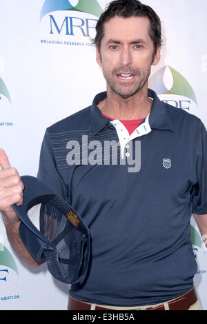 Celebrity Golf Tournament event to benefit the Melanoma Research ...